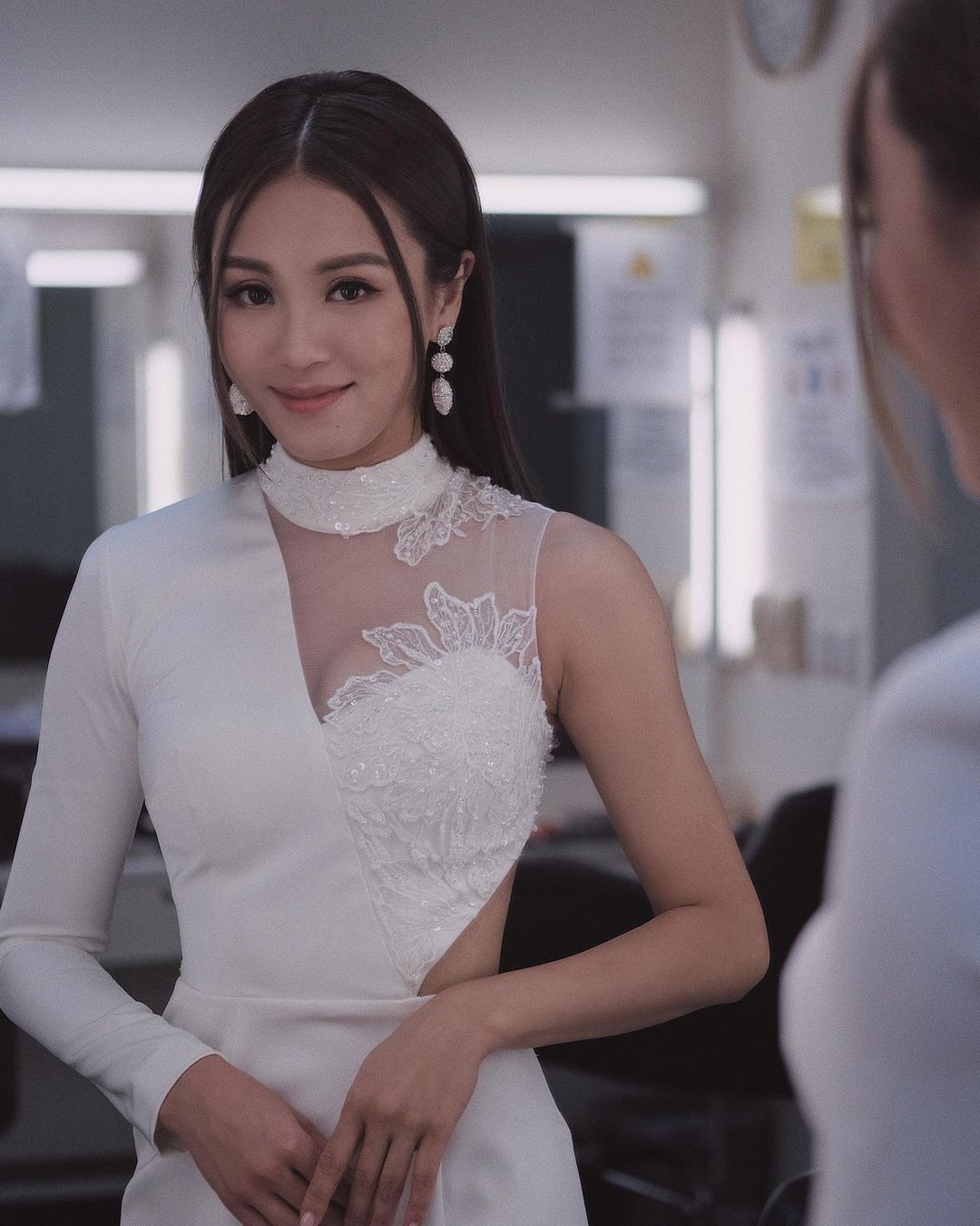 2016年港姐近況逐個睇！亞軍後來居上星途跑贏冠軍 港姐五強有兩位已為人母 | UHK 港生活