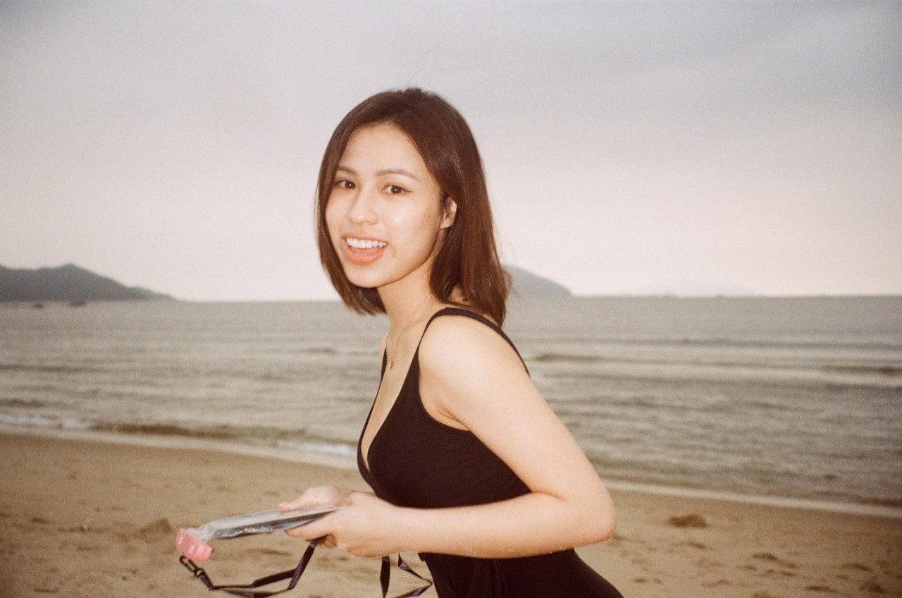 COLLAR成員Winka陳泳伽宣布與圈外男友分手 拍拖6年和平告終再見亦是朋友 | UHK 港生活