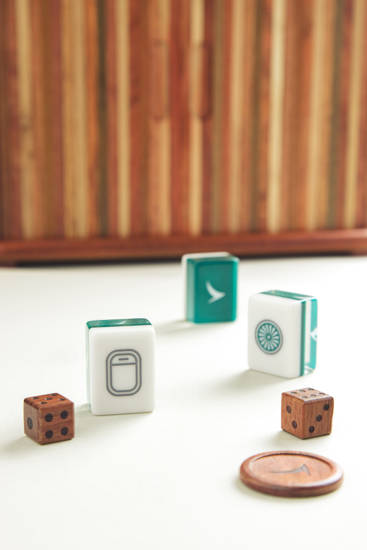 國泰X木工設計室Start From Zero 推循環再造木材手工麻將套裝！ | UHK 港生活