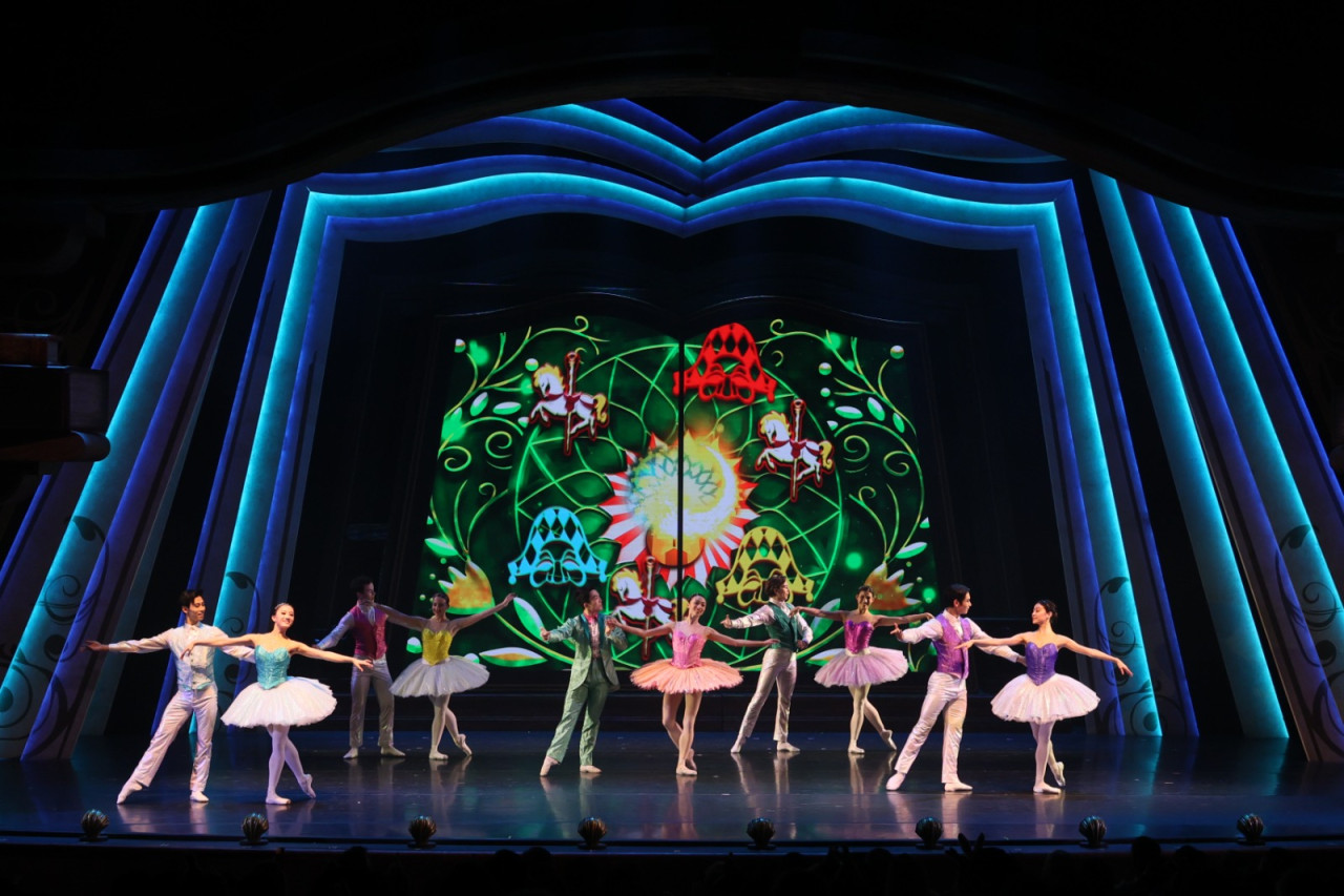 Duffy and Friends香港迪士尼樂園開Show！ StellaLou同HK Ballet一齊跳高難度芭蕾 | UHK 港生活