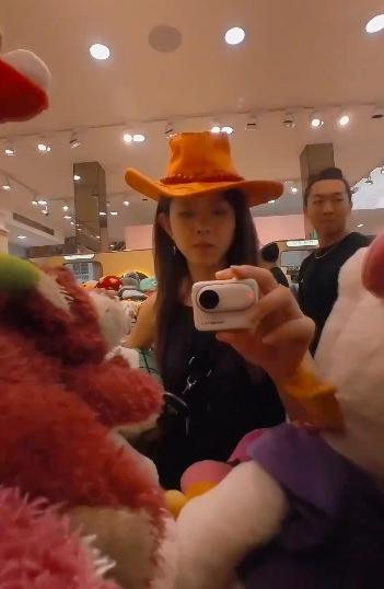 COLLAR隊長Gao突然IG Po男友放閃晒幸福 疑錯手洩蜜後火速刪帖真相係？ | UHK 港生活