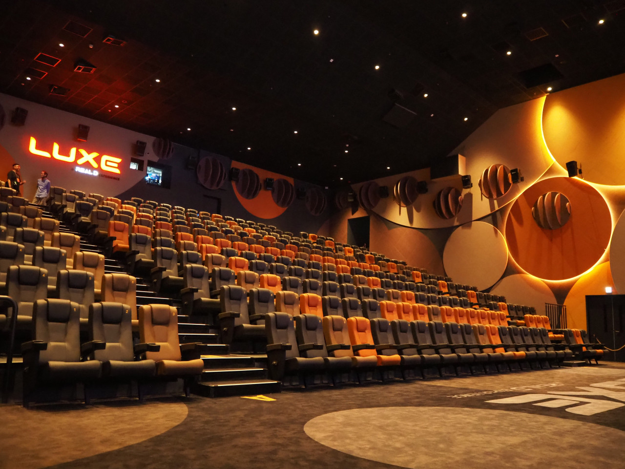 啟德MCL AIRSIDE戲院2D戲票劈價$50！開心價嘆LUXE巨幕+杜比全景聲！ | UHK 港生活