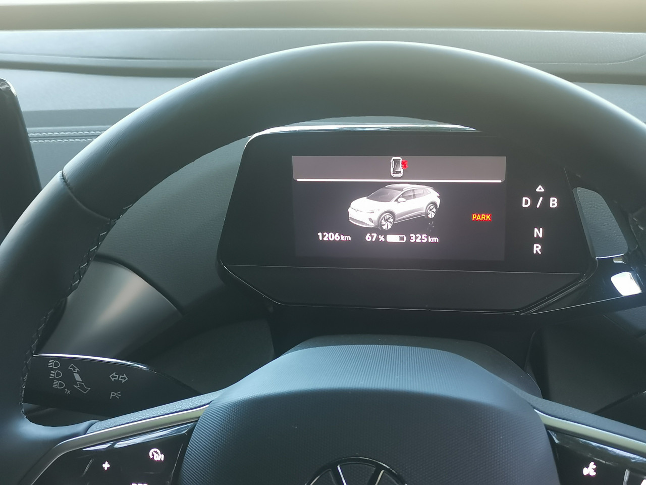 香港電動車推薦2026｜逾20電動車一換一推介 價錢最平10幾萬Tesla/BYD/MG/BMW/Benz | ezone