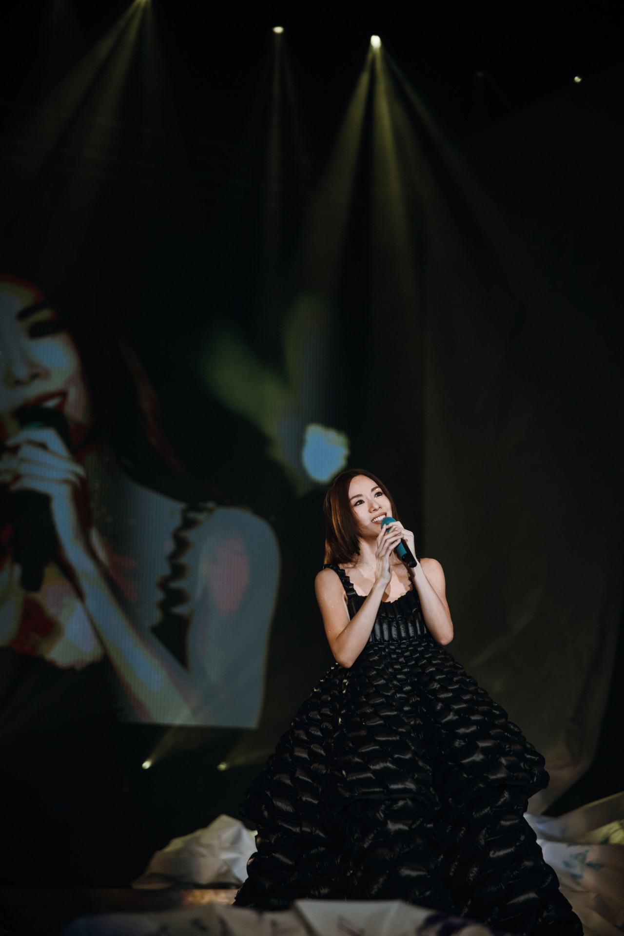 鄧麗欣演唱會2025｜Stephy紅館3月連開兩場 票價/場地/開售日期/售票連結 | UHK 港生活