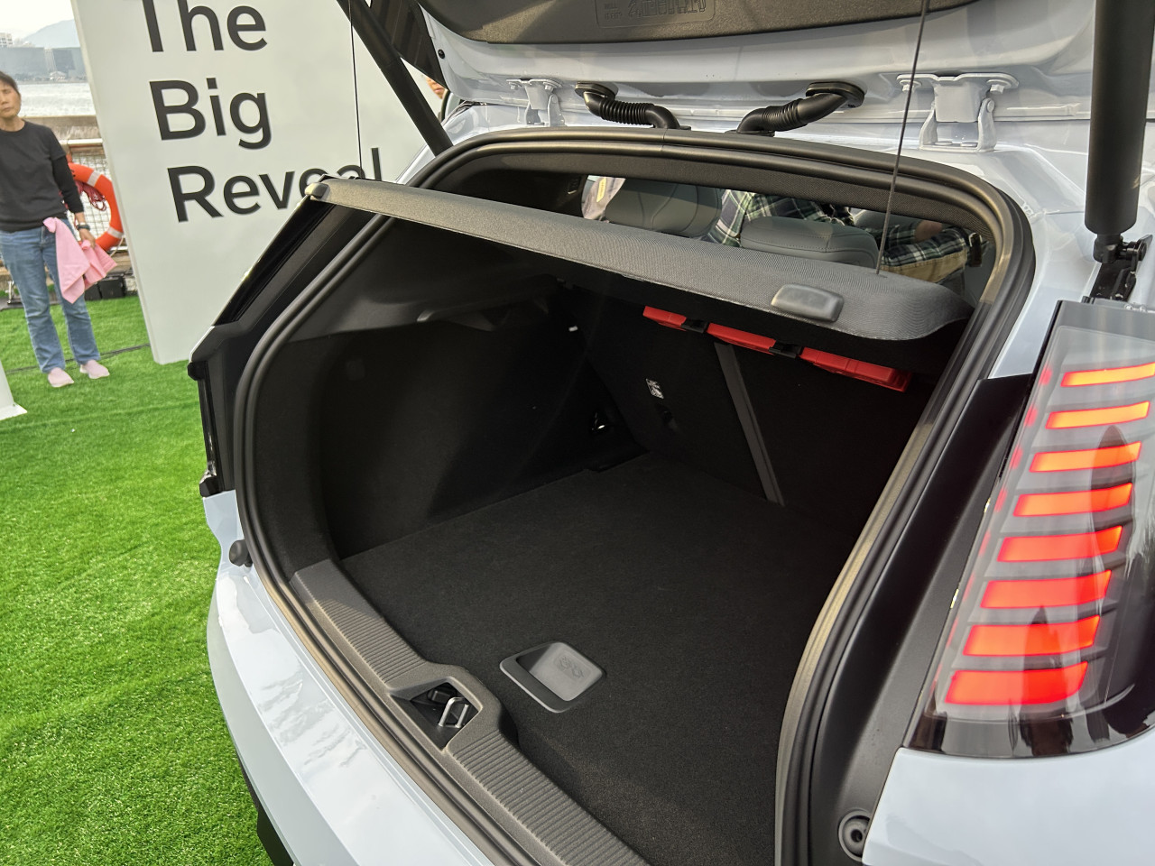 香港電動車推薦2026｜逾20電動車一換一推介 價錢最平10幾萬Tesla/BYD/MG/BMW/Benz | ezone