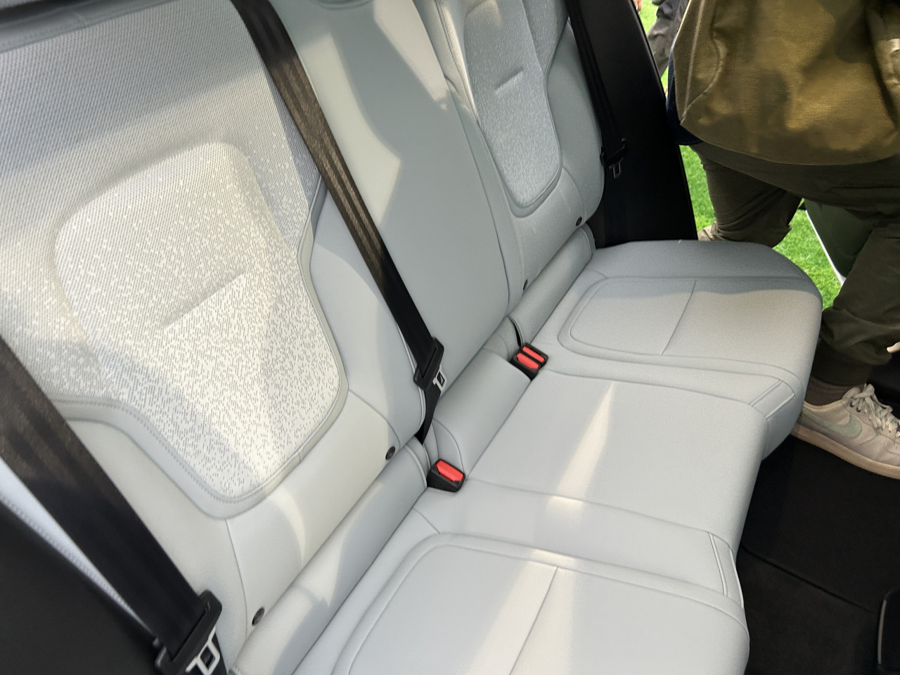 香港電動車推薦2026｜逾20電動車一換一推介 價錢最平10幾萬Tesla/BYD/MG/BMW/Benz | ezone