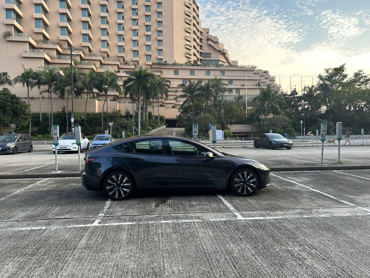 香港電動車推薦2026｜逾20電動車一換一推介 價錢最平10幾萬Tesla/BYD/MG/BMW/Benz | ezone