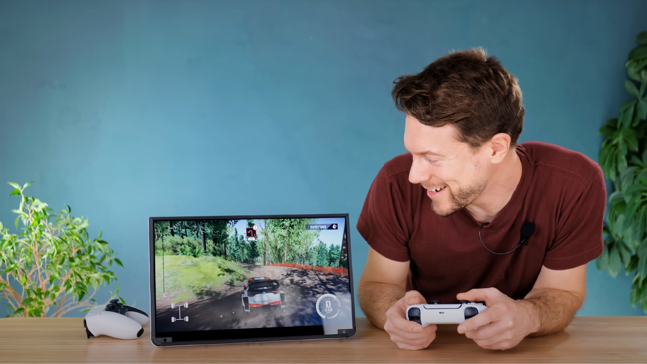 YouTuber 自製 PS5 Tablet 版！兼備 4K OLED 顯示屏！ | ezone