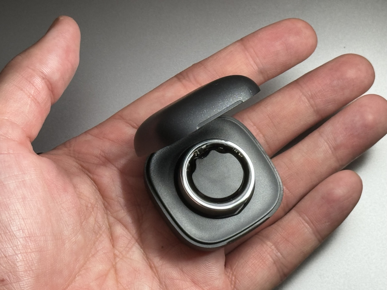 INSIX X1A 智能戒指搶先實試！神秘新品隨時 CHECK 健康 | ezone