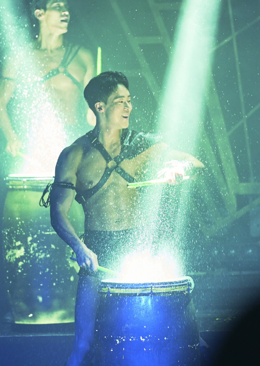 WILD WILD SHOW香港場｜韓國爆紅猛男show 5月殺到香港！共4場演出 近距離睇oppa半裸跳舞！ | UHK 港生活