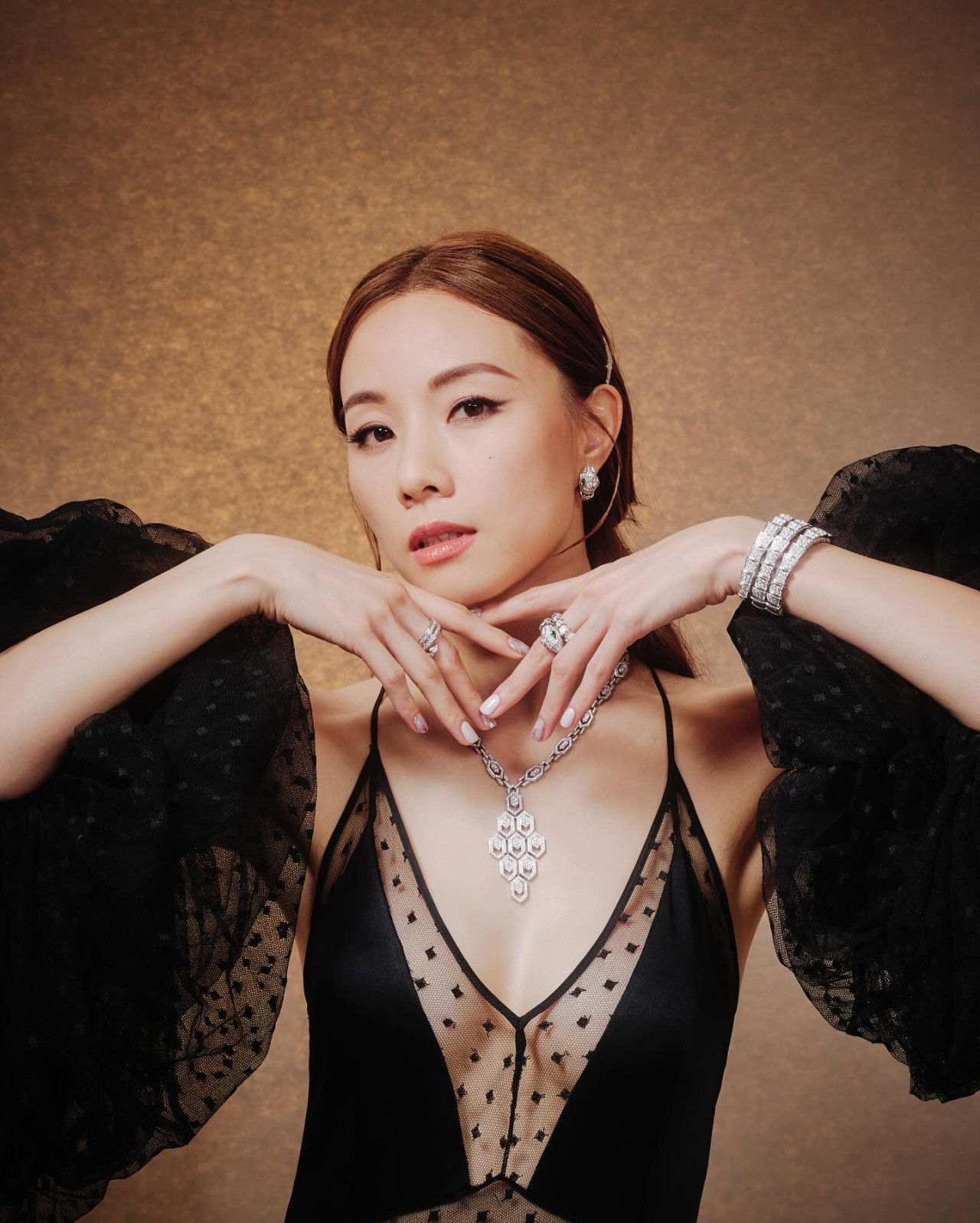 Stephy男友｜鄧麗欣正式公開新戀情！IG貼男友合照放閃：「感謝大家的祝福」 | UHK 港生活