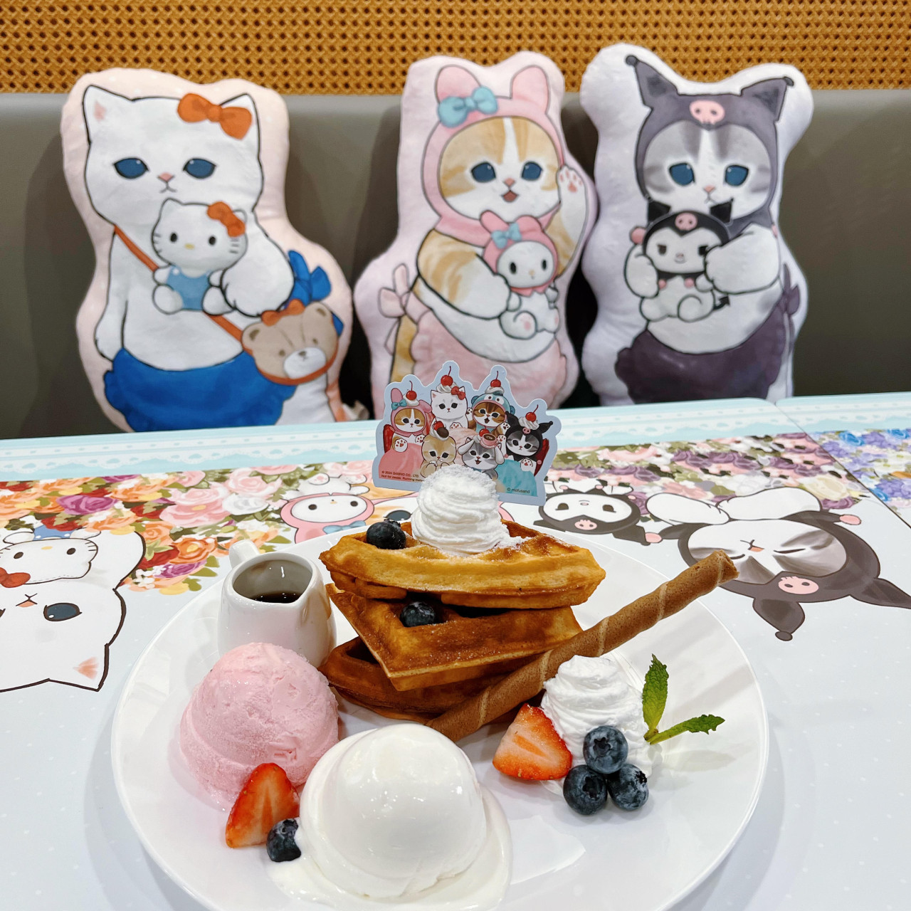 mofusand x Sanrio Cafe登陸旺角！送Hello Kitty/My Melody/Kuromi卡通精品 | UHK 港生活