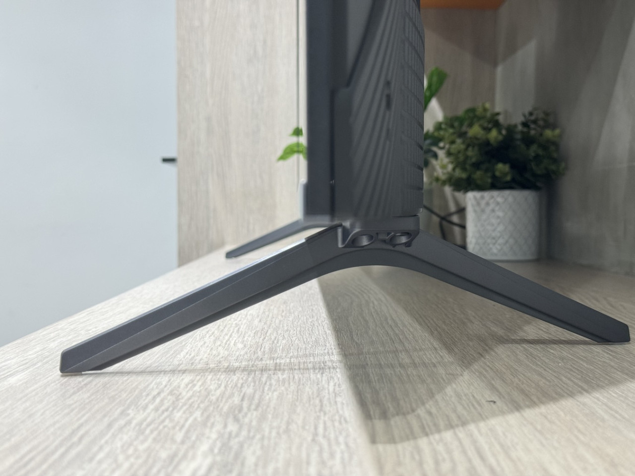 TCL C655 QLED 高性價比電視實試！內置 Onkyo 2.1 喇叭有靚聲 | ezone