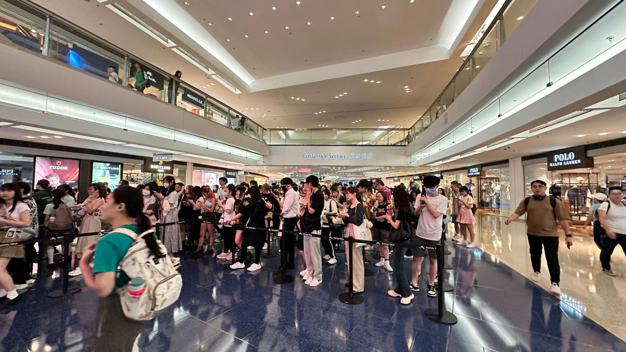 MINISO 快閃限定店登陸九龍塘！過百人排隊！ | LIHKG 討論區