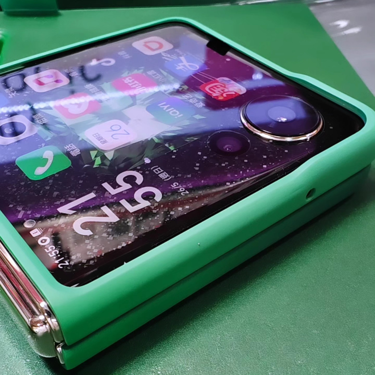 摺機2026｜小米/華為/samsung摺機8款熱賣比較 規格/售價/屏幕尺寸一覽 | ezone