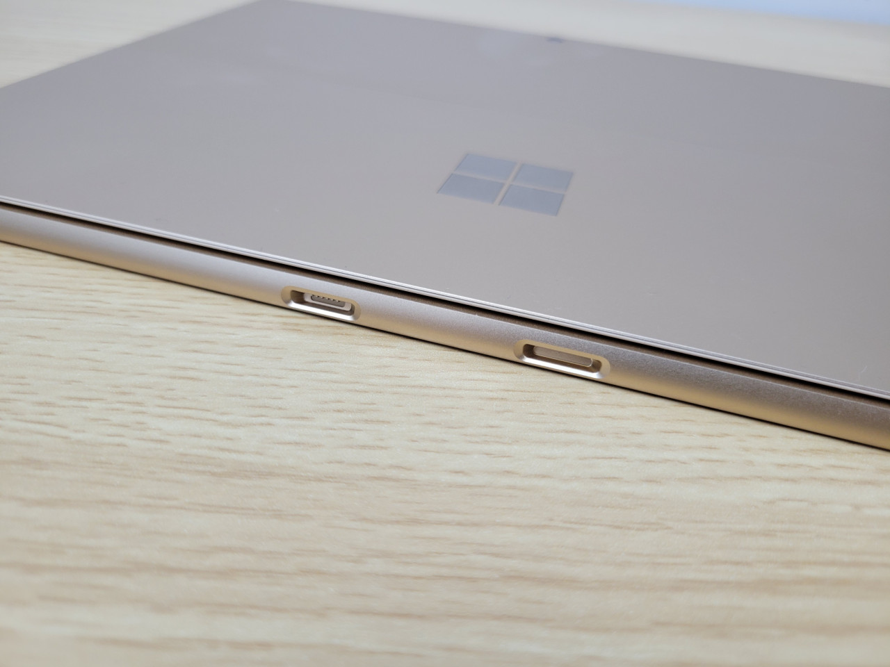 【開箱】Microsoft Surface Pro 11 登場 全新 AI 功能逐樣試玩 | ezone