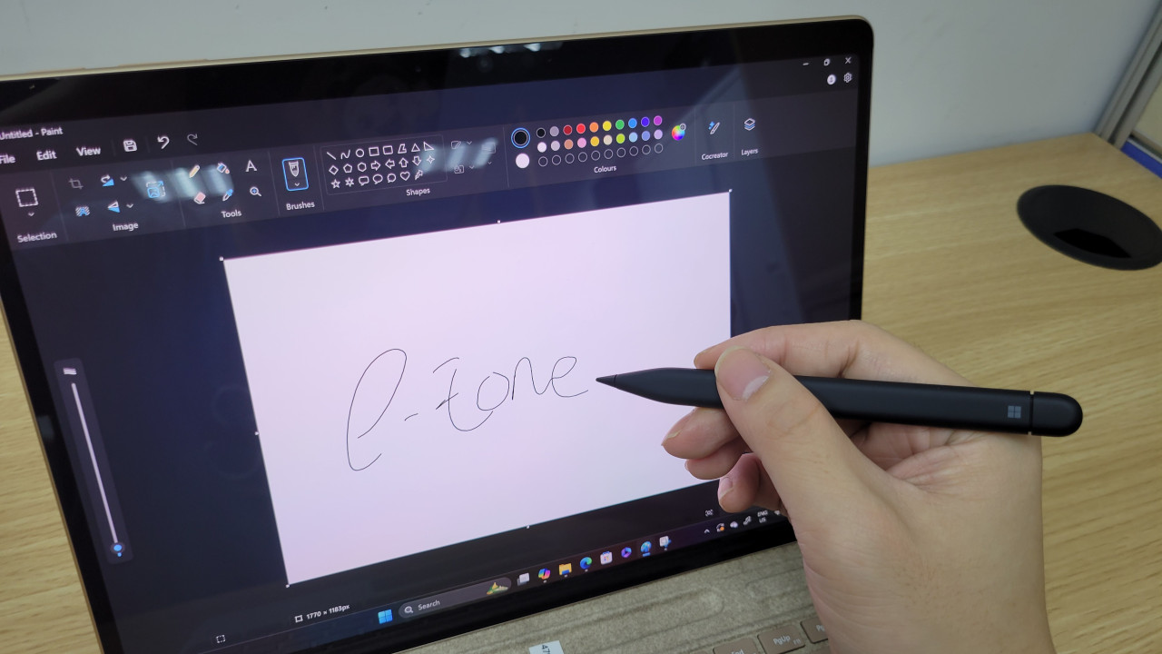 【開箱】Microsoft Surface Pro 11 登場 全新 AI 功能逐樣試玩 | ezone