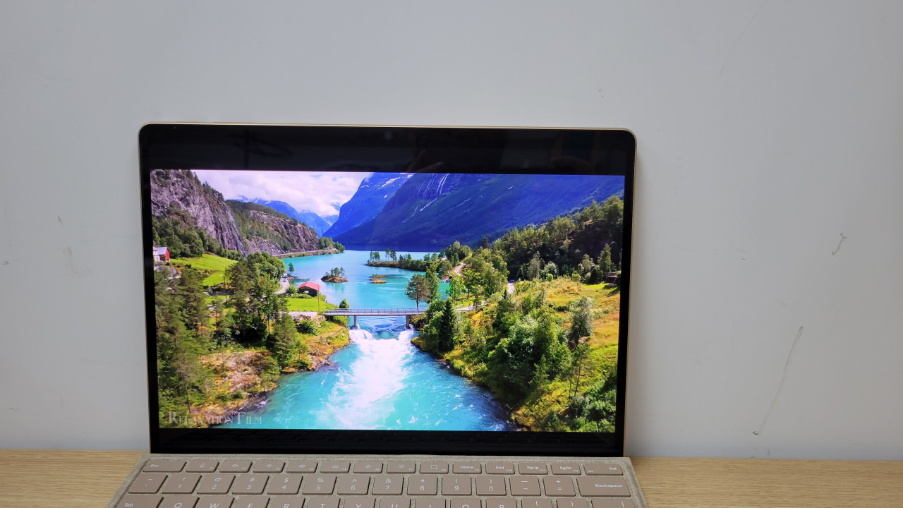 【開箱】Microsoft Surface Pro 11 登場 全新 AI 功能逐樣試玩 | ezone