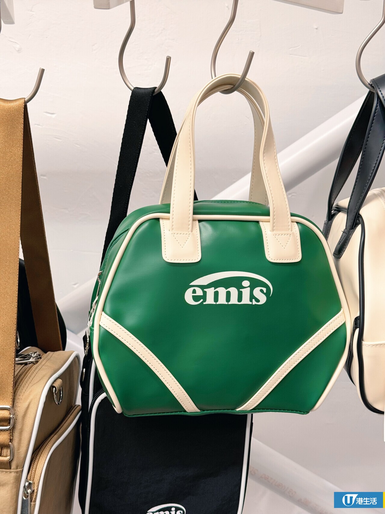 韓國潮牌emis期間限定店首次登陸香港！還原韓國門市設計/特設Y2K打卡位 | UHK 港生活