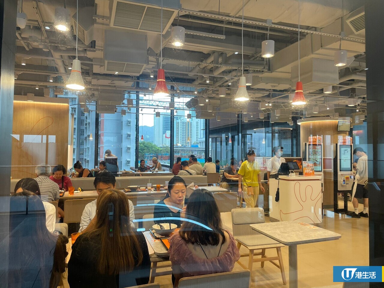 長沙灣新商場SOHO WEST開幕 臨海位置樓高三層！無邊際海景/食肆/設施直擊 | UHK 港生活