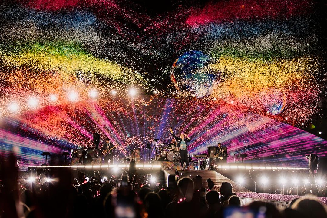 Coldplay香港演唱會2025購票懶人包！啟德體育館首場演唱會搶飛攻略座位表/歌單/票價一文睇清 | ezone