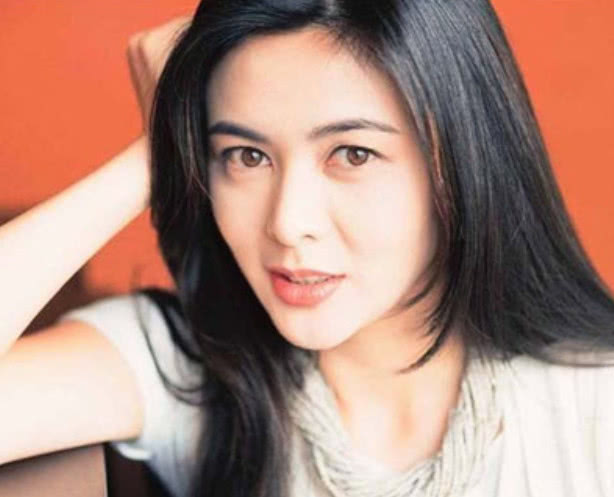 90年代最美港星榜單｜神仙打架黃金年代 這位「星女郎」奪冠 | ezone