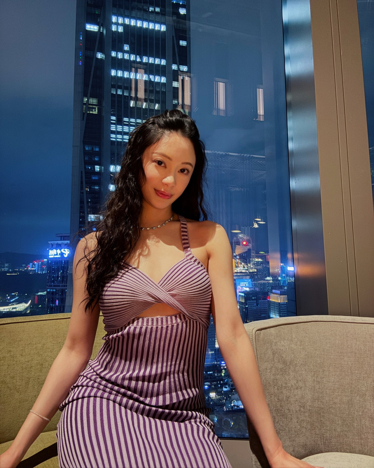 愛回家｜葉蒨文媽媽撞樣天后鄭秀文？凍齡美貌震驚網民：完全不像年屆70！ | UHK 港生活