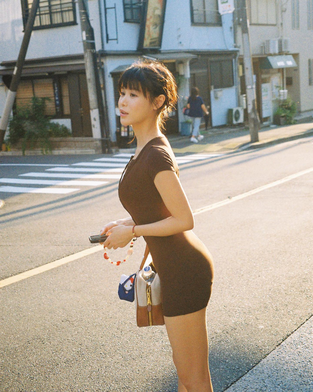 開心速遞 | 古佩玲《愛回家》最性感一幕刺激眼球 大Deep V激罕露事業線「禾稈冚珍珠」 | UHK 港生活