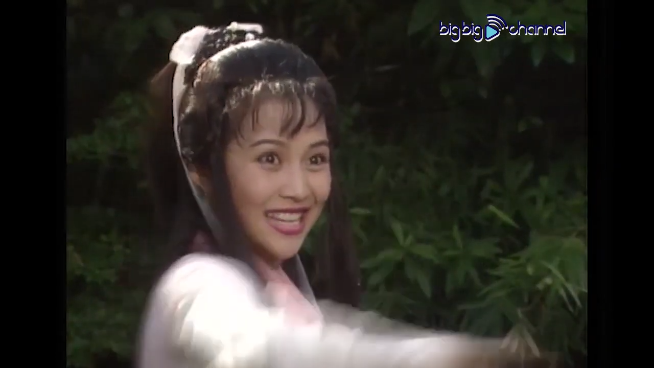 風華背後｜前一姐視后相隔8年再回巢TVB拍劇 演員陣容曝光！視帝、好姊妹坐鎮 | UHK 港生活