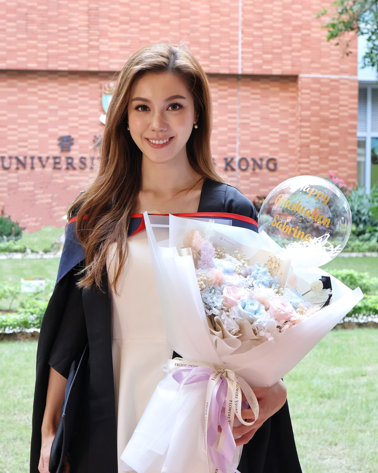 21年港姐冠軍宋宛穎港大醫科碩士畢業 極得寵獲TVB高層樂易玲帶兒子撐場 | UHK 港生活