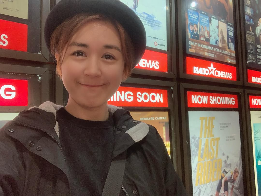 童顏不再？43歲唐寧驚現全頭白髮 移居紐西蘭擁抱自然 | ezone