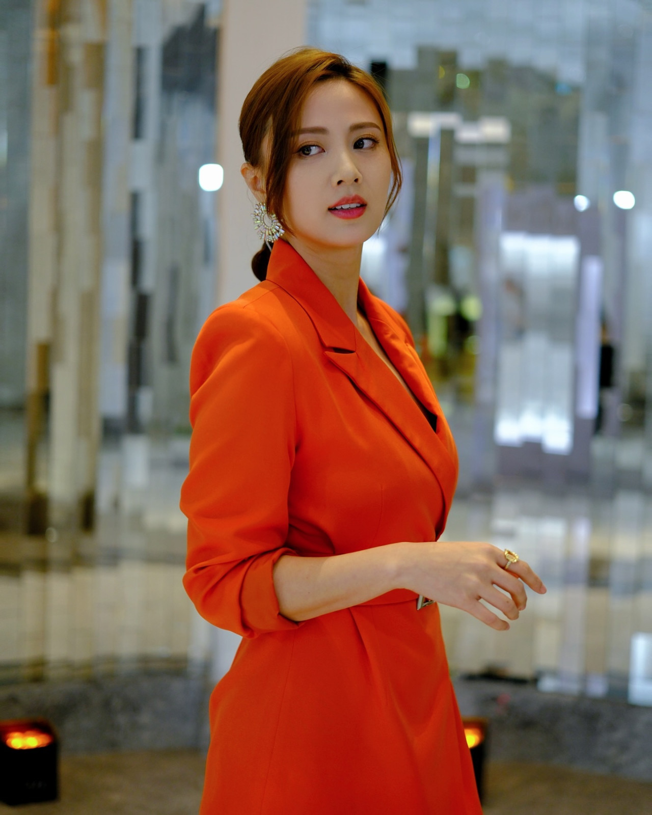 朱晨麗生日執相極誇張P相P到似Barbie 巨胸閨蜜邪惡DeepV機心搶鏡 | UHK 港生活