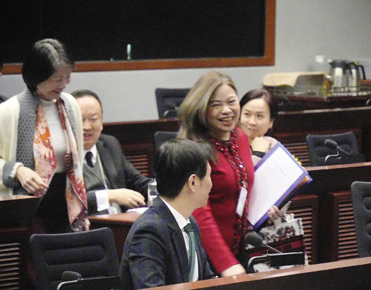 Ian陳卓賢回應頭號Hellosss羅淑佩升官 隔空祝賀暖心回應冧盡羅局長 | UHK 港生活