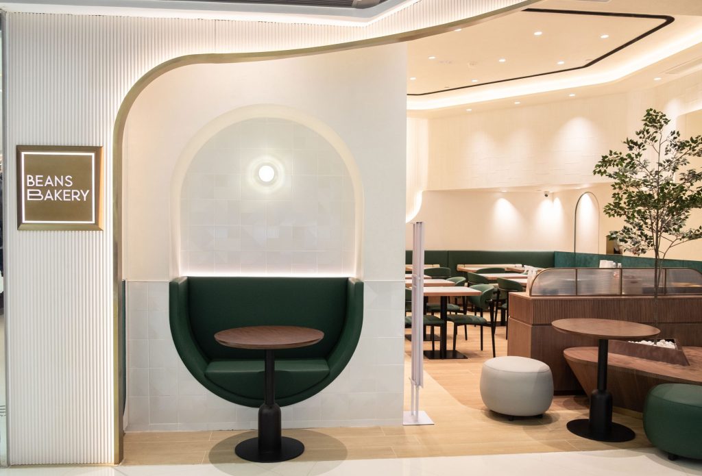 Beans Bakery進駐荃灣 逆市開第6間分店！接手八月堂舊址！八月堂全港執剩1間分店... | UHK 港生活