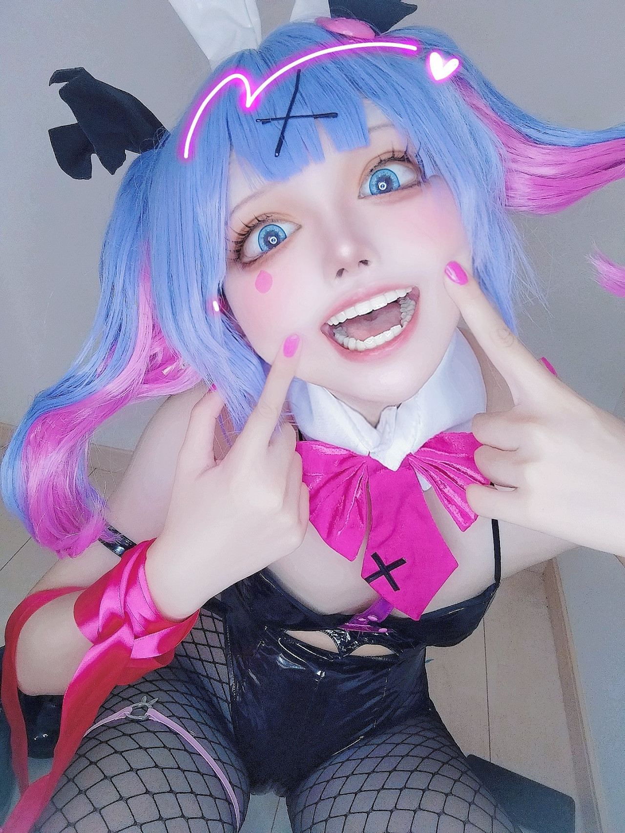 精緻可愛童顏Re:zero雷姆Cosplay 超還原妝感身材突出 | ezone