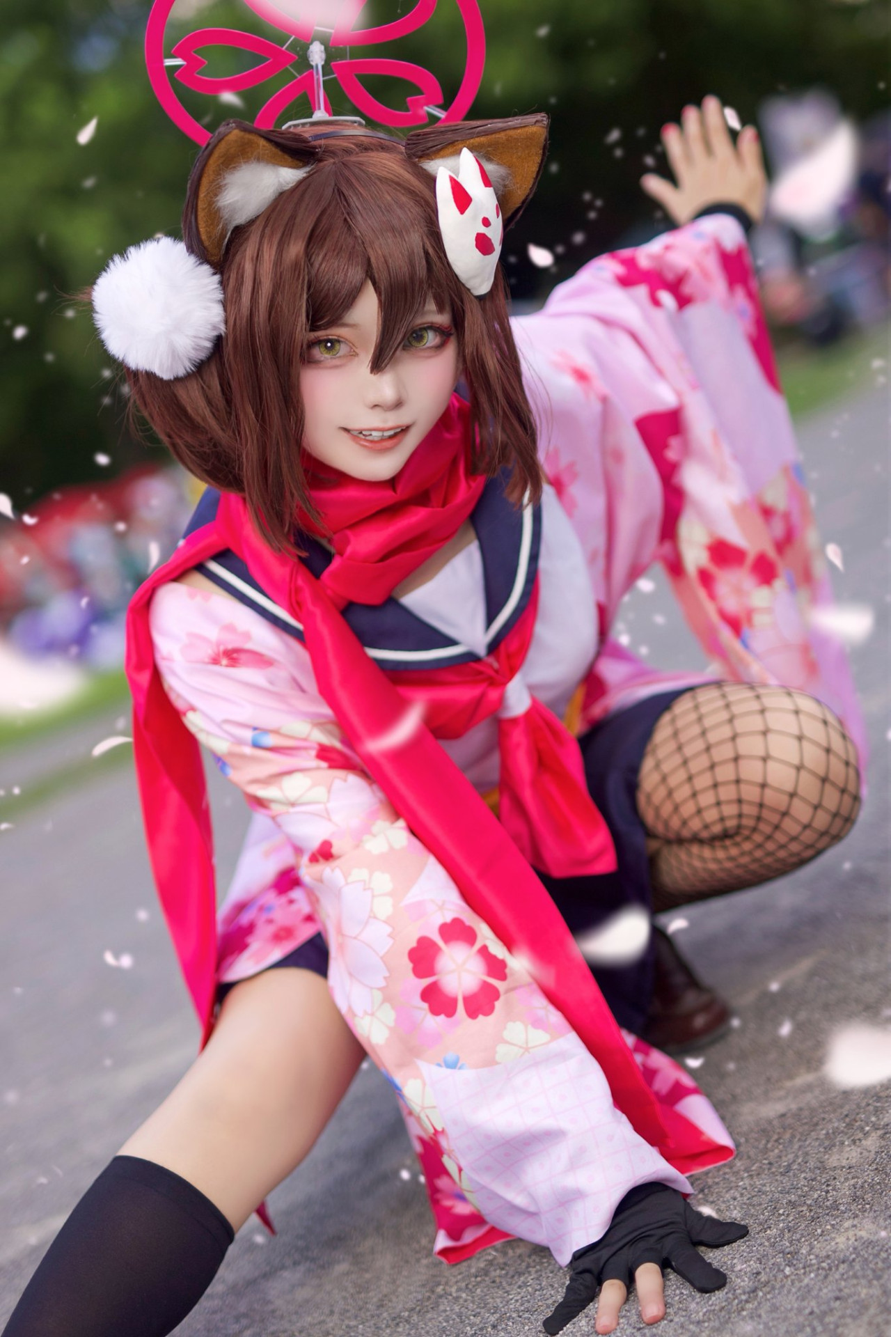 兔子洞初音Cosplay 表情超得意豐富 化身活潑性感免子 | ezone