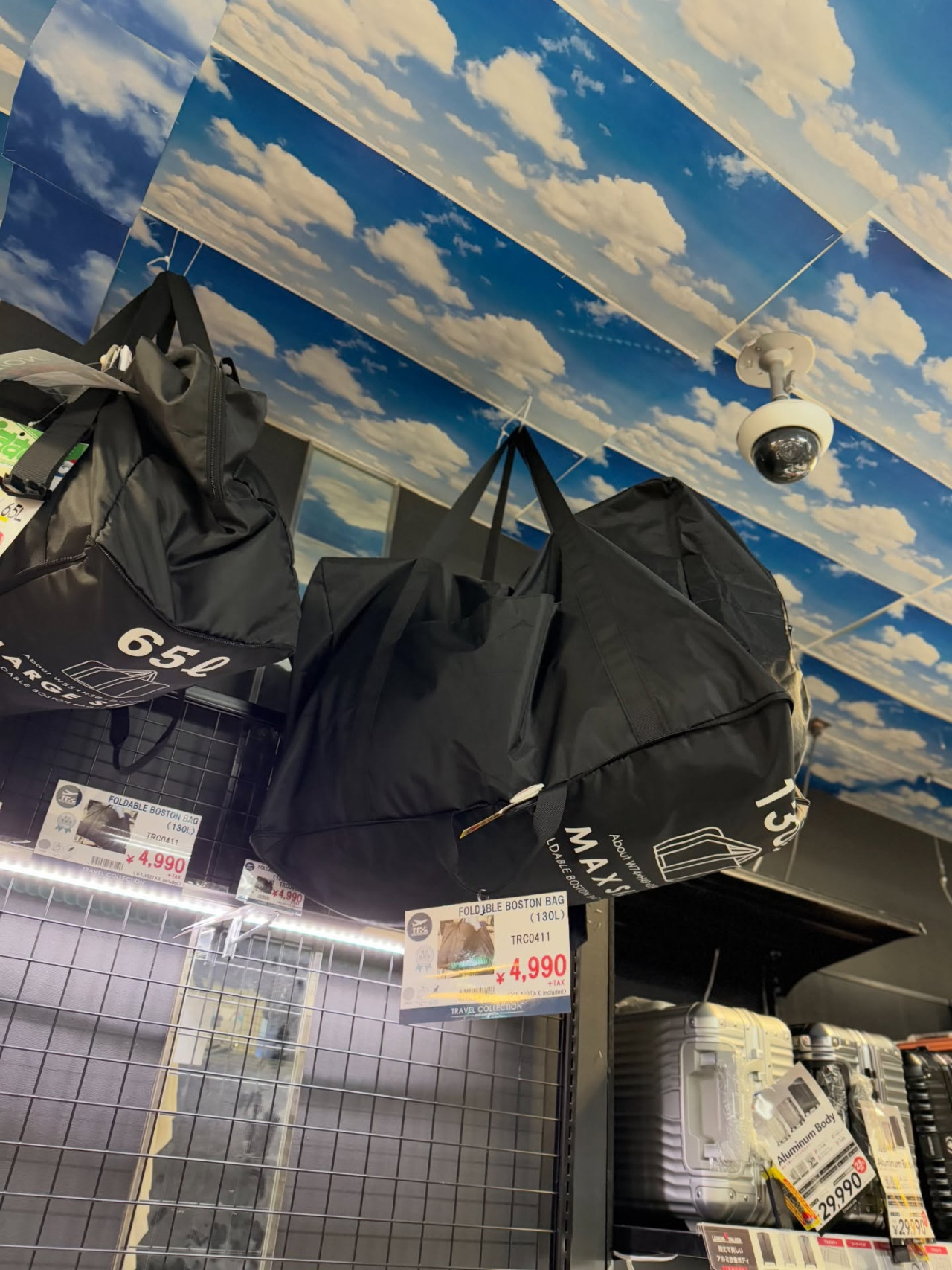 Donki旅遊神物｜超強收納力寄艙好物 好用過29吋行李箱 | ezone