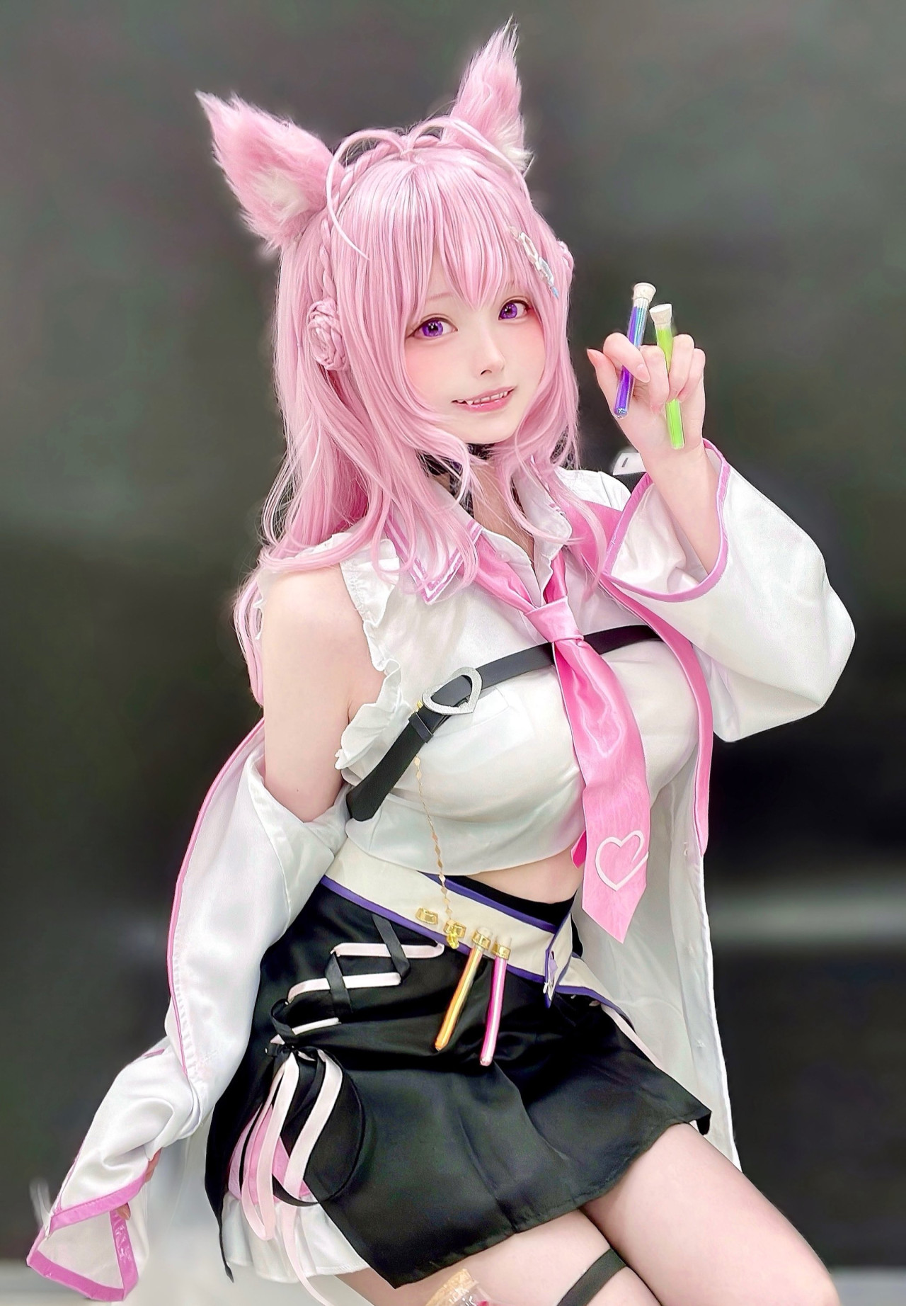 精緻可愛童顏Re:zero雷姆Cosplay 超還原妝感身材突出 | ezone