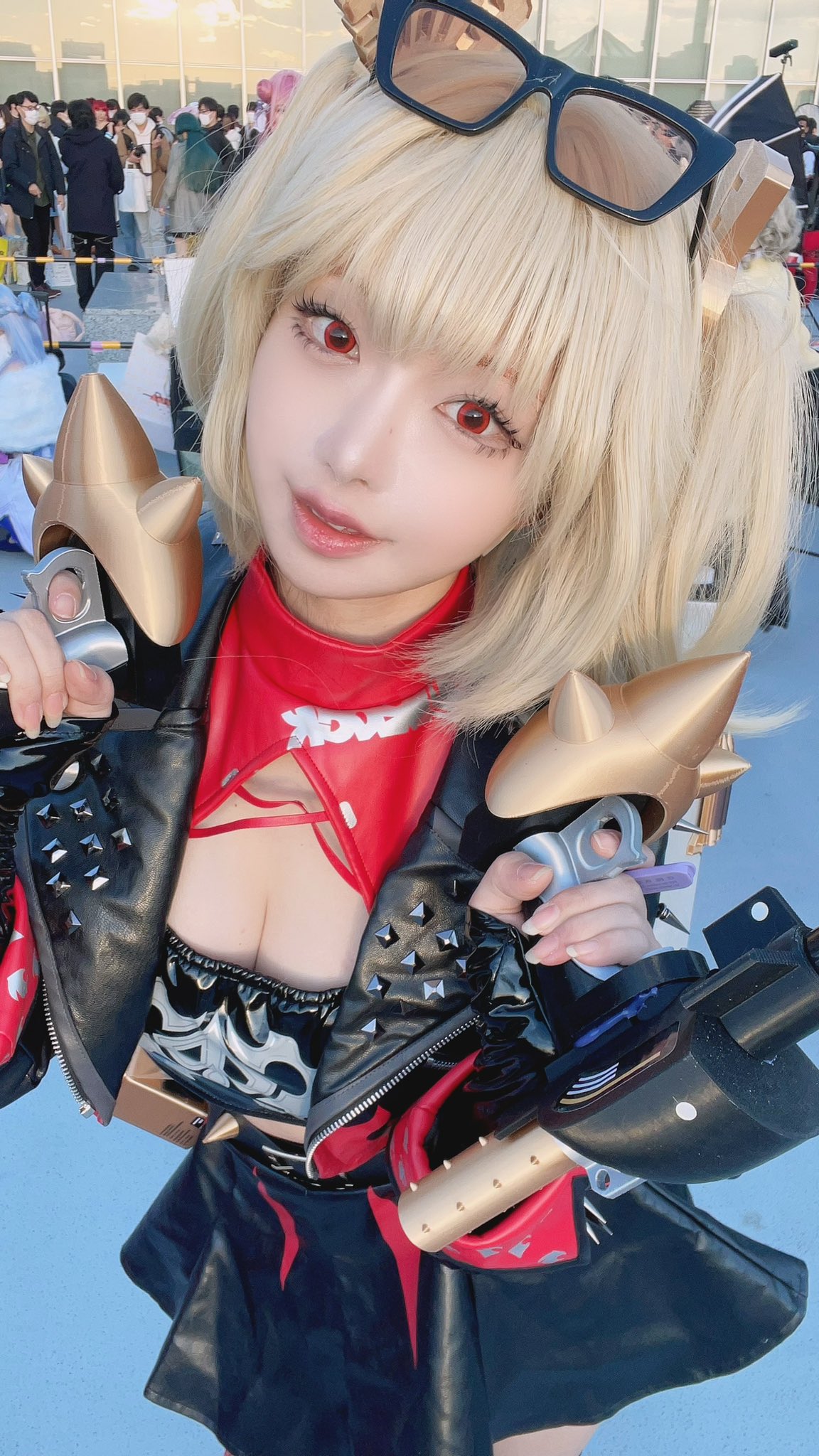 集性感活潑於一身 《絕區零》柏妮思Cosplay 登場日本C105盛會 | ezone