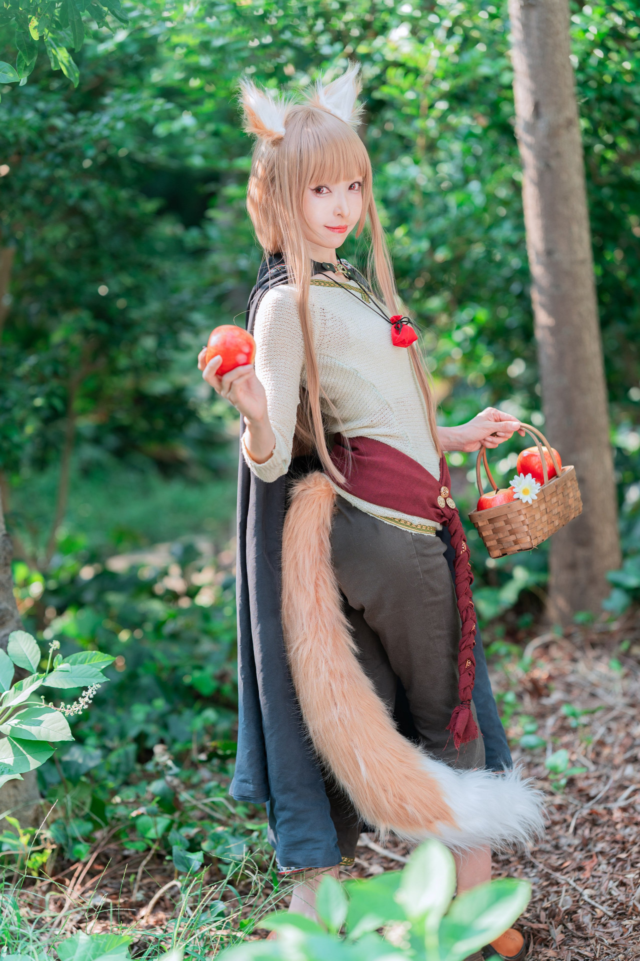 《劍星》伊芙Cosplay 還原經典+紅黑造型 顏值清純可愛 | ezone
