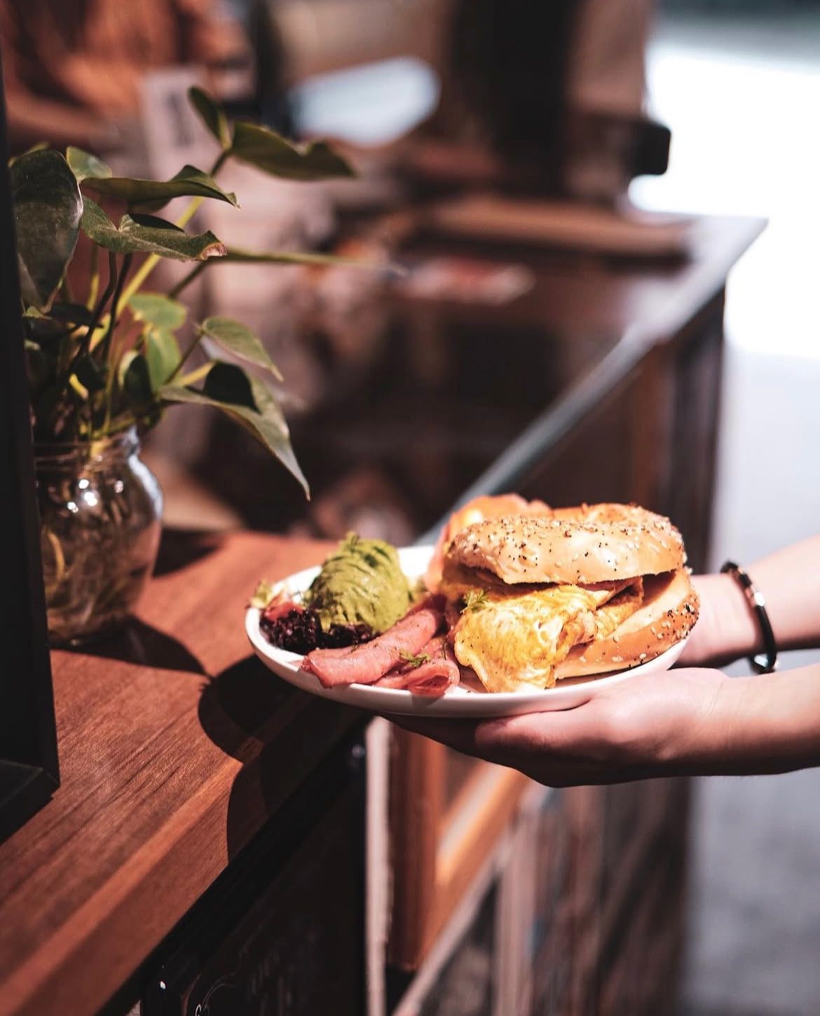 10大香港特色書店推介！文青必去半山書店Cafe/海島書店歎文化風景 | UHK 港生活