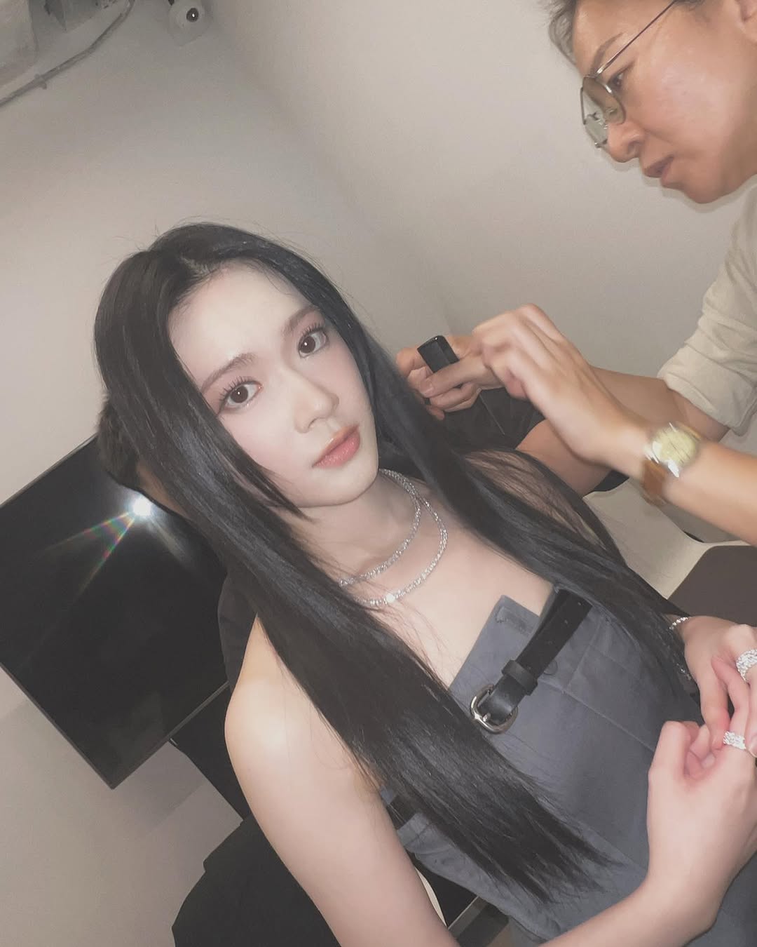 Cloud雲浩影被男主持問尷尬問題 引爆負評網民狠插：完全零尊重！ | UHK 港生活