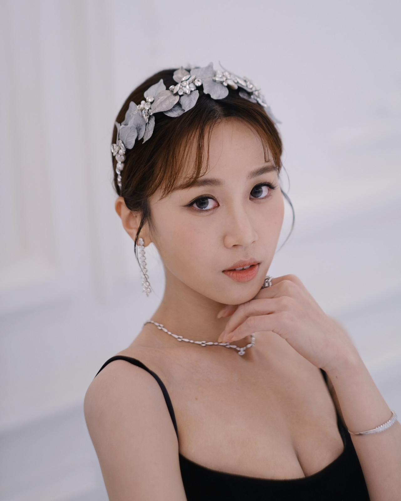 28歲東張女神性感戰鬥格身材fit到漏 低胸薄紗大騷「必殺武器」驚艷全場 | UHK 港生活