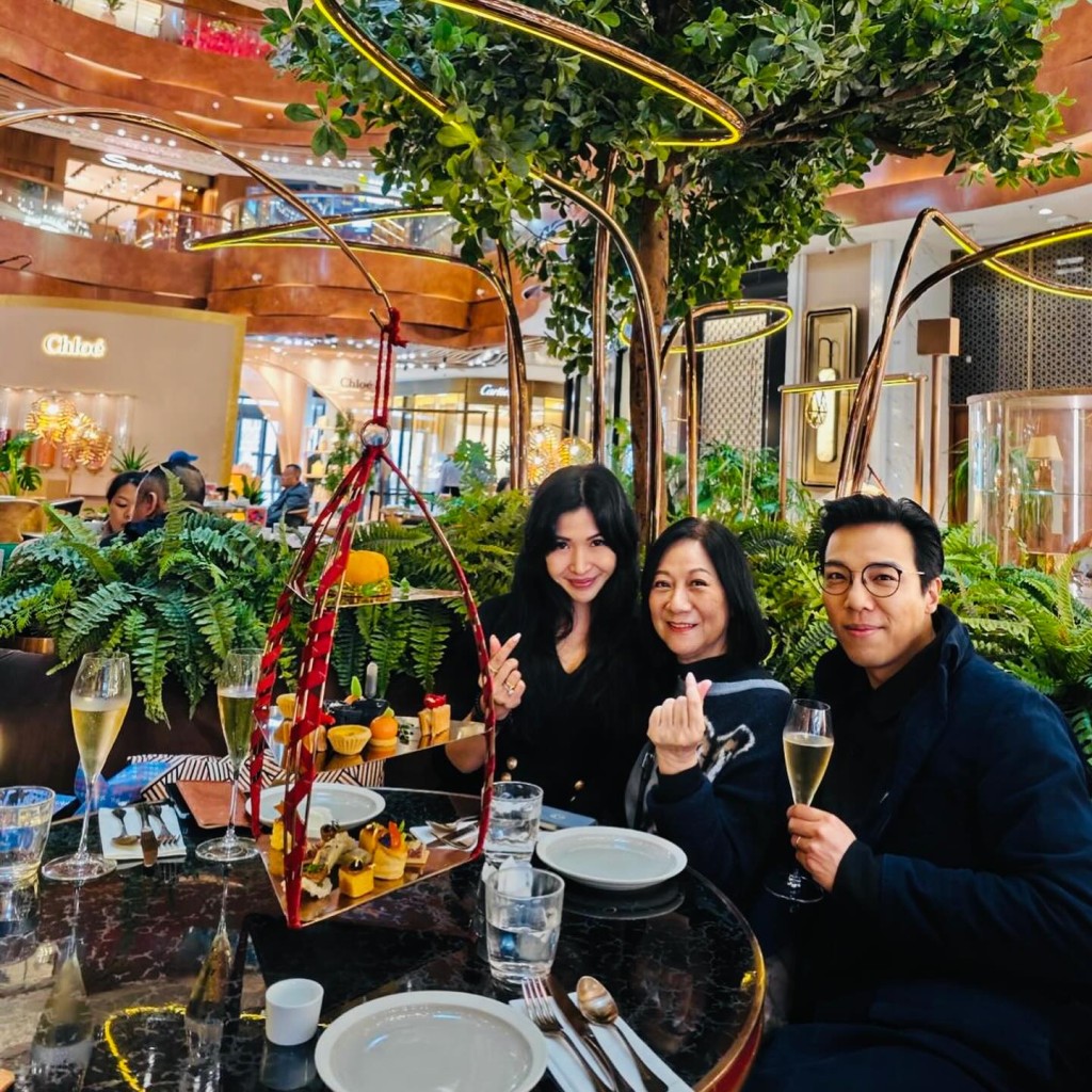 《愛回家》CP酒店密會相疑流出男方8字回應 私下關係比劇中更親密掀網民熱議 | UHK 港生活