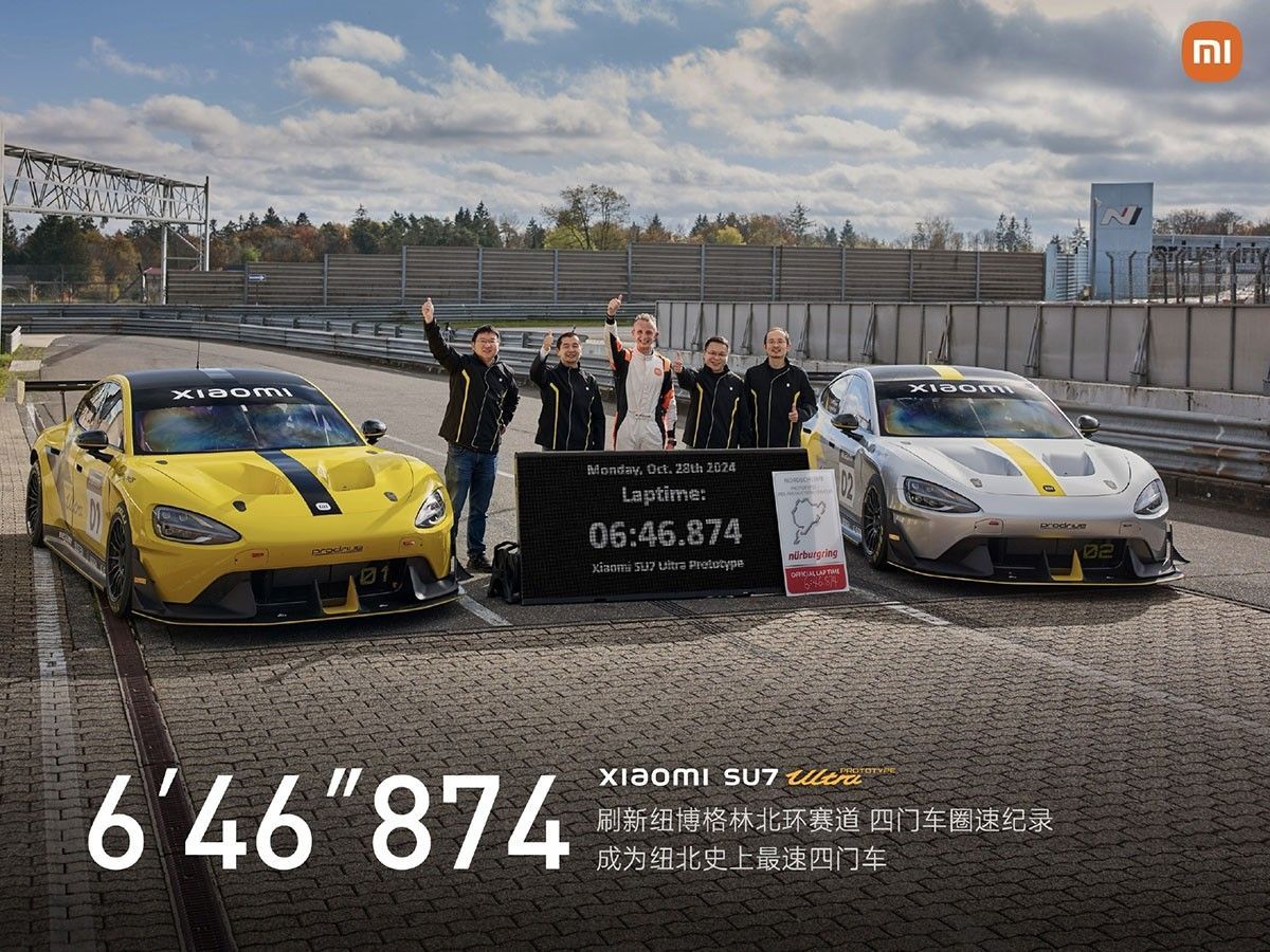 小米 SU7 Ultra 交付不久 車頭 24K 金碳纖 Logo 即被盜 | ezone