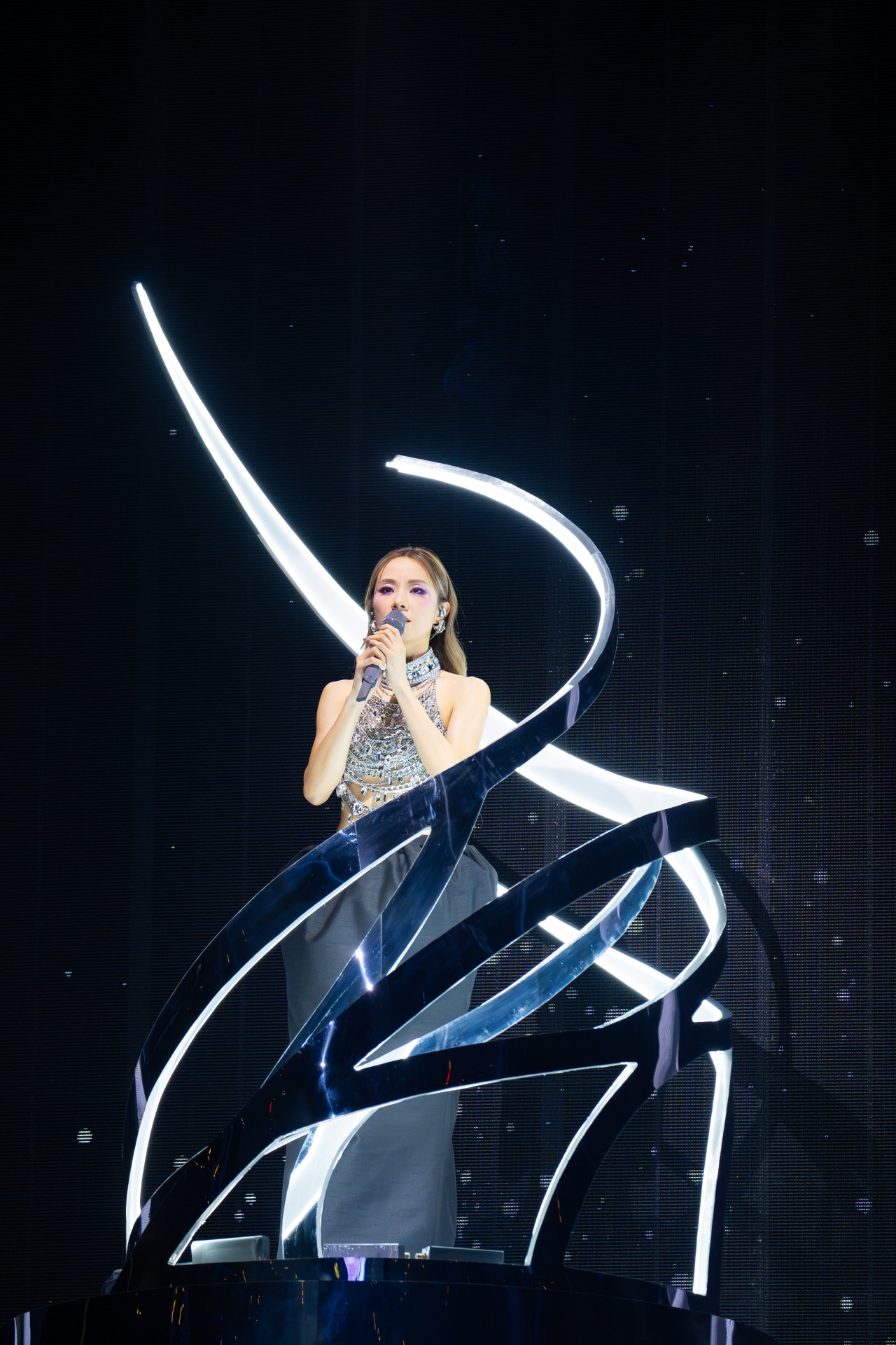 鄧麗欣演唱會2025｜Stephy紅館3月連開兩場 票價/場地/開售日期/售票連結 | UHK 港生活