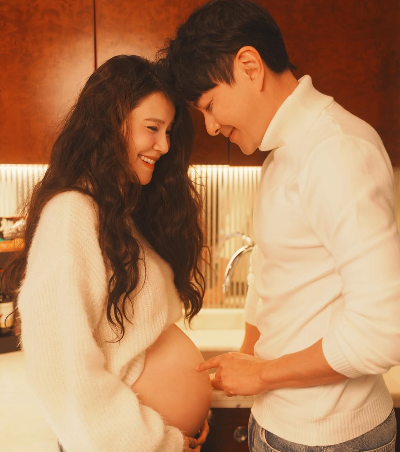 黃翠如產後正面樣首度曝光！新手媽媽公開BB房內貌溫馨滿瀉 | UHK 港生活