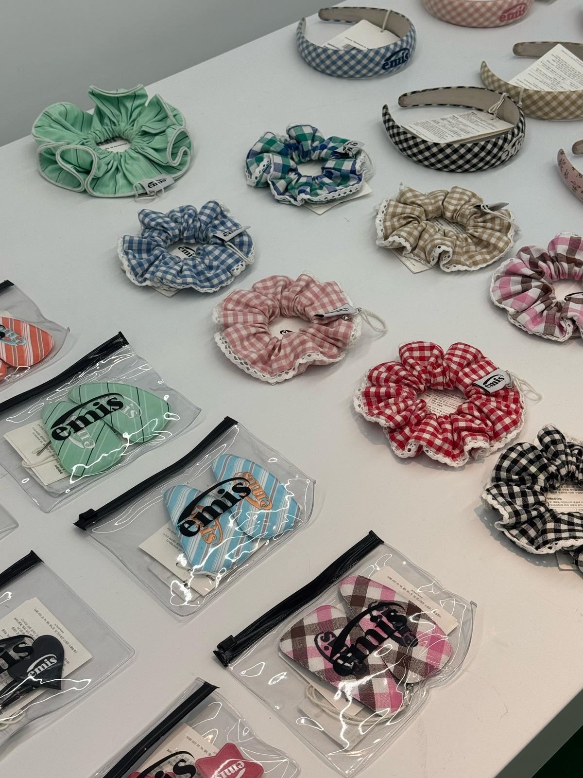 韓國emis旗艦店首度襲港進駐港島！全新春夏款式+港鐵站/綠色草地打卡 | UHK 港生活