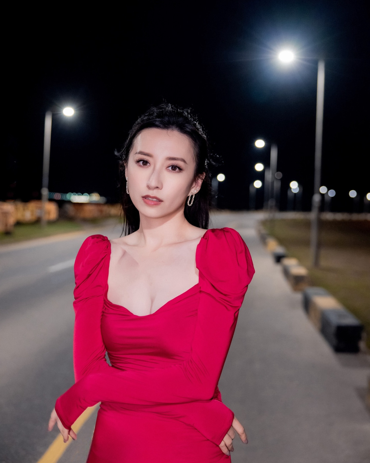 親生女視后驚傳離巢TVB？IG一舉動惹揣測 閨蜜陳凱琳回應藏玄機 | UHK 港生活