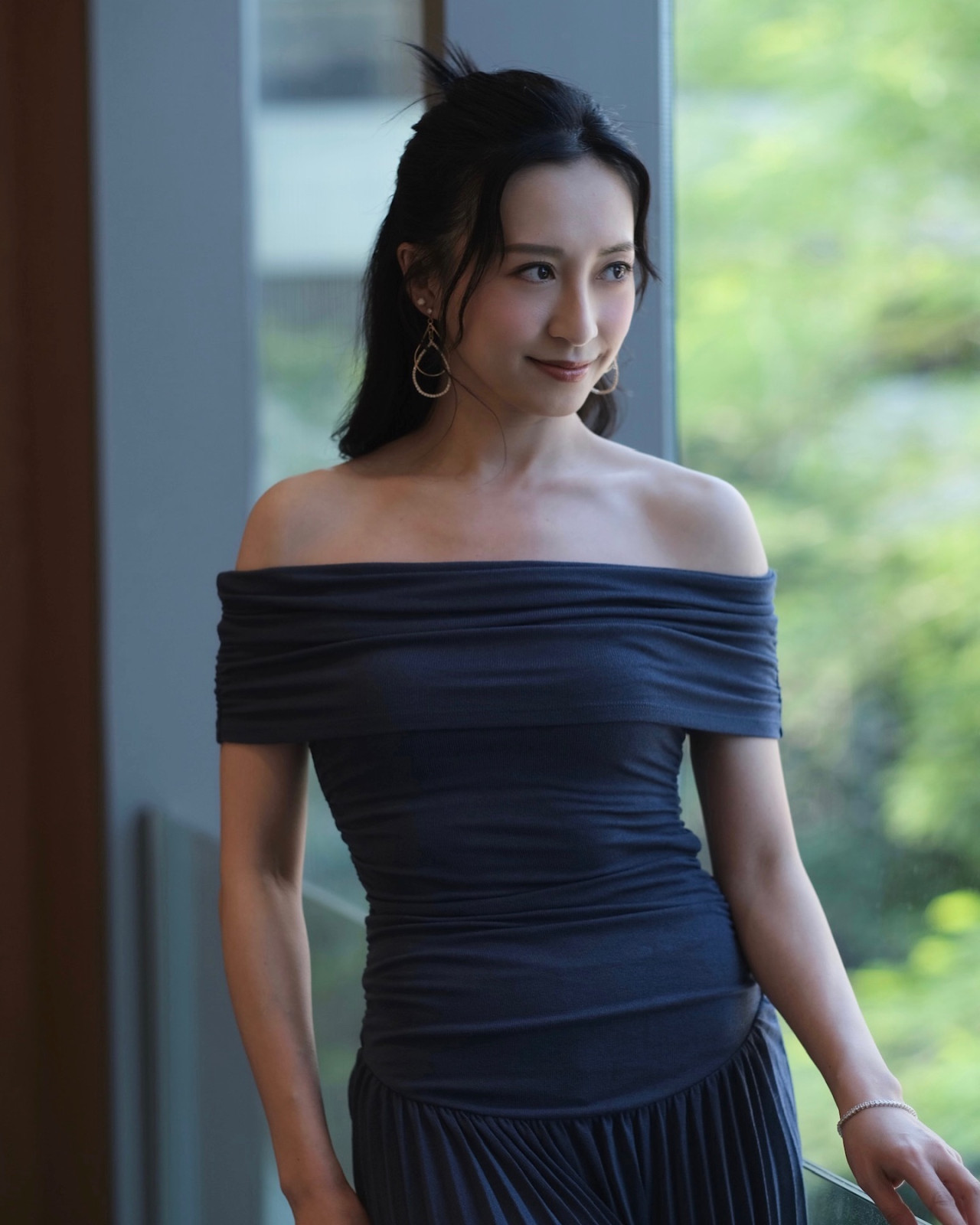 親生女視后驚傳離巢TVB？IG一舉動惹揣測 閨蜜陳凱琳回應藏玄機 | UHK 港生活